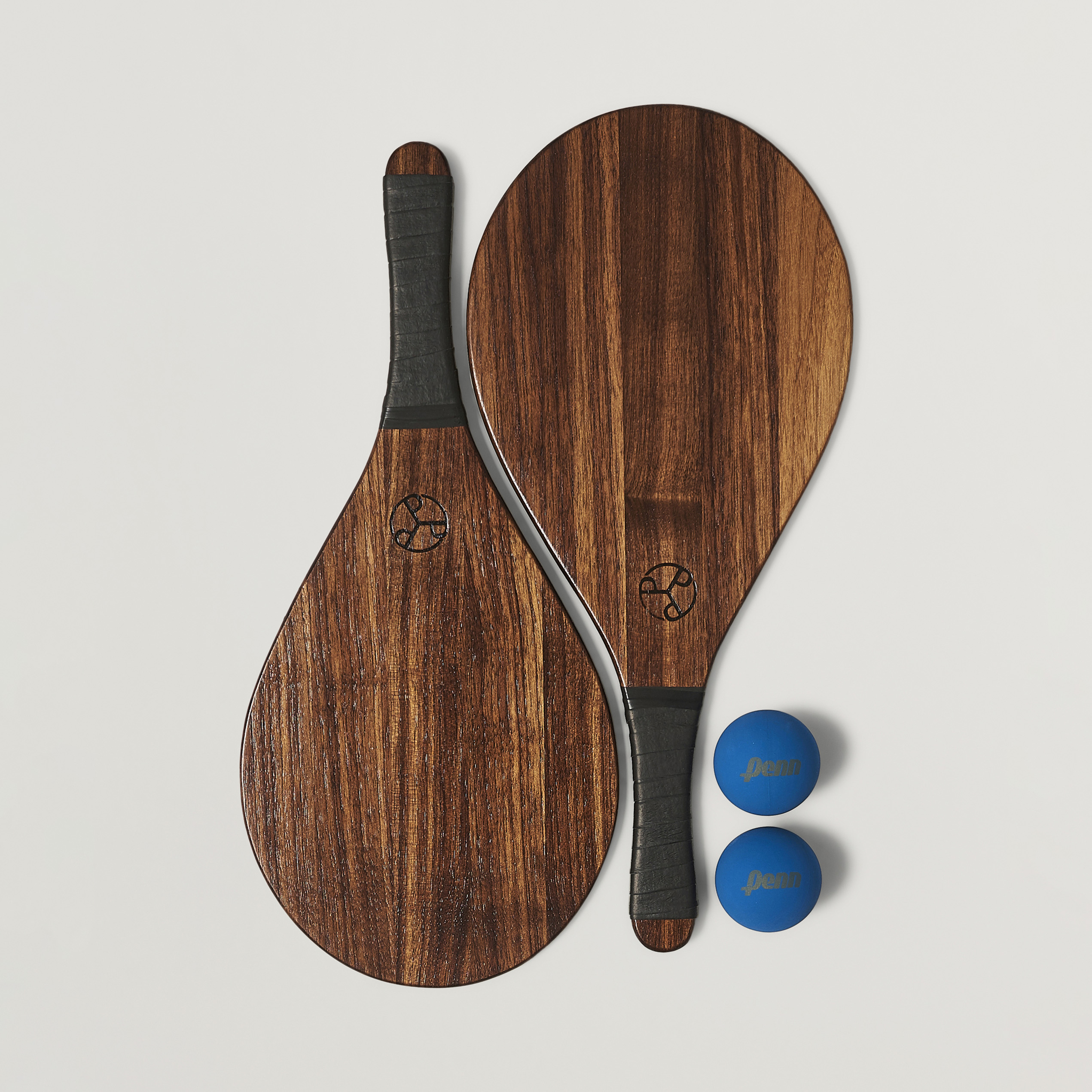 Please Please Please Espevik Walnut Beach Bat Set bei Care of Carl