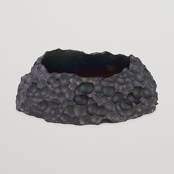 Skultuna Opaque Objects Candle Holder Small Titanium Black bei Care of Carl