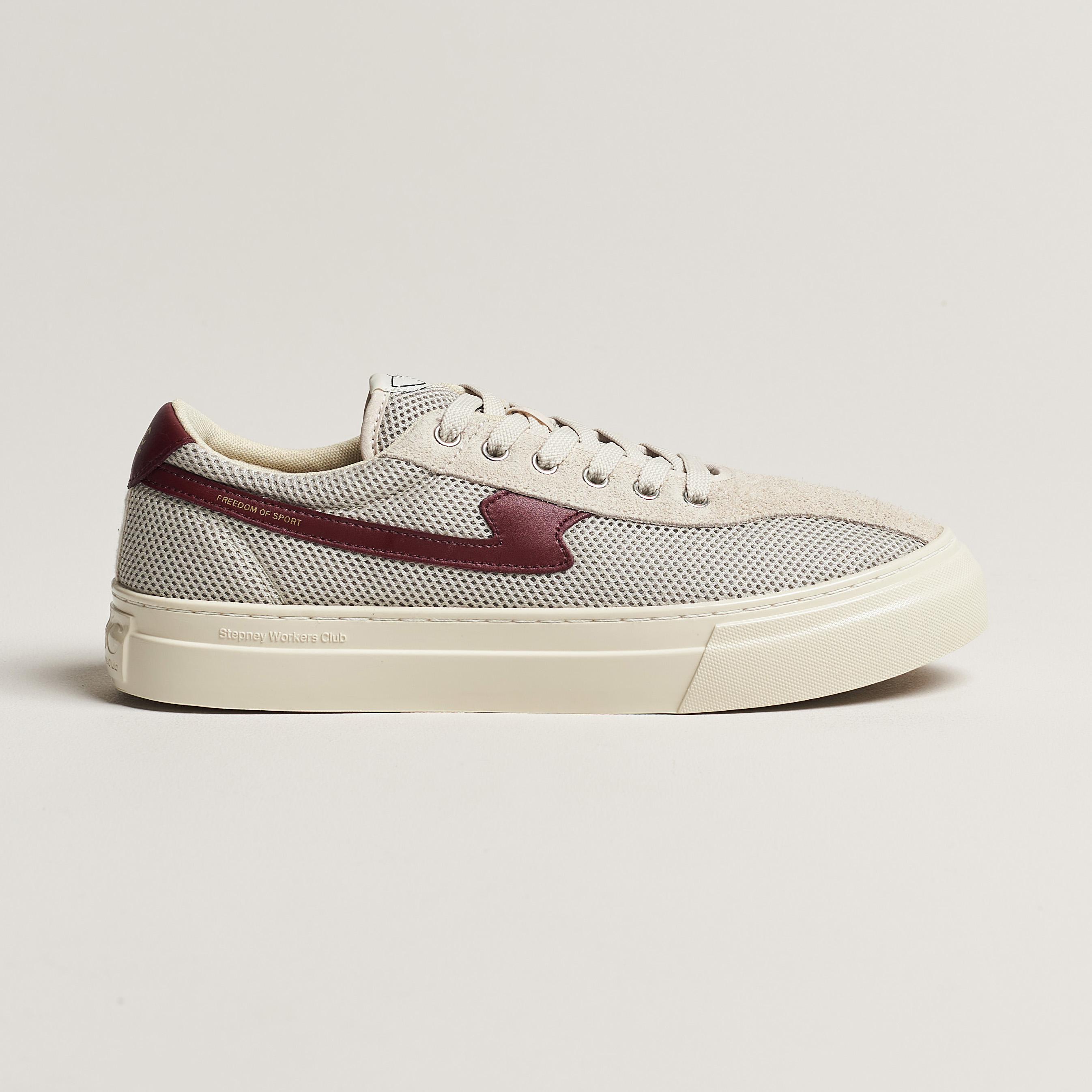 Stepney Workers Club Dellow S-Strike Tennis Mesh Sneaker Ecru/Red bei Care