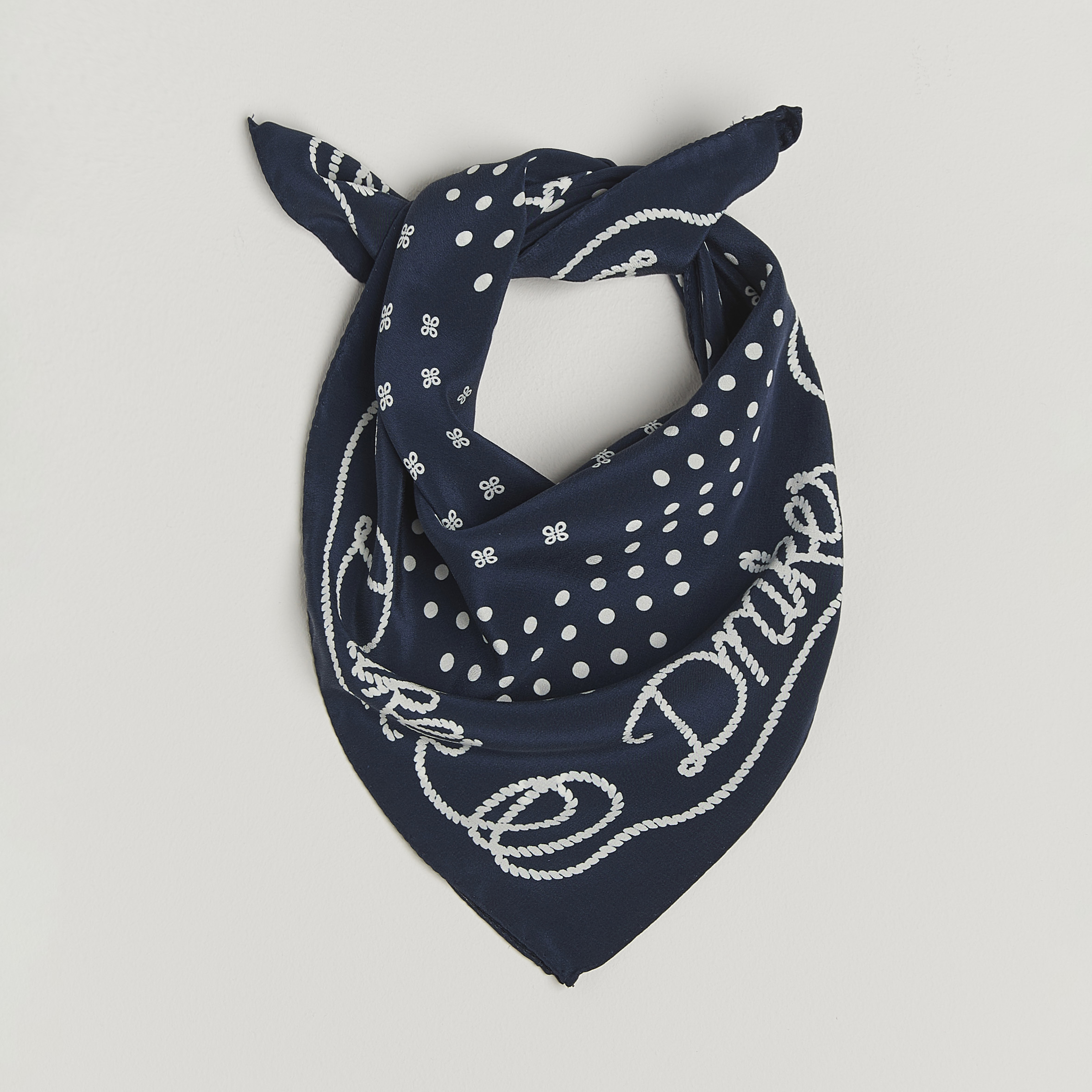 Drake's Robe Border Silk Bandana Navy bei Care of Carl