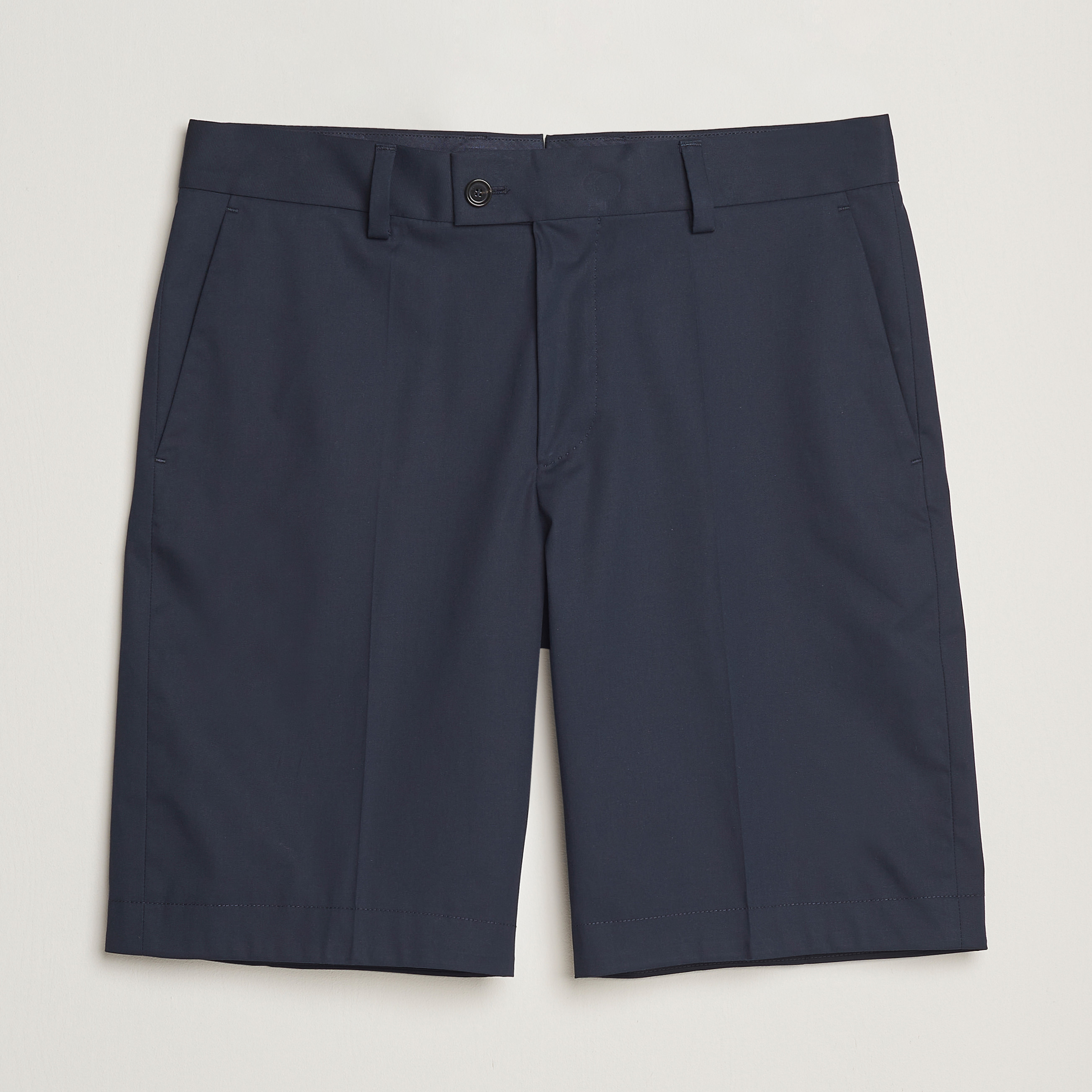 BOSS CAMEL Peet Cotton Pleated Shorts Dark Blue bei Care of Carl