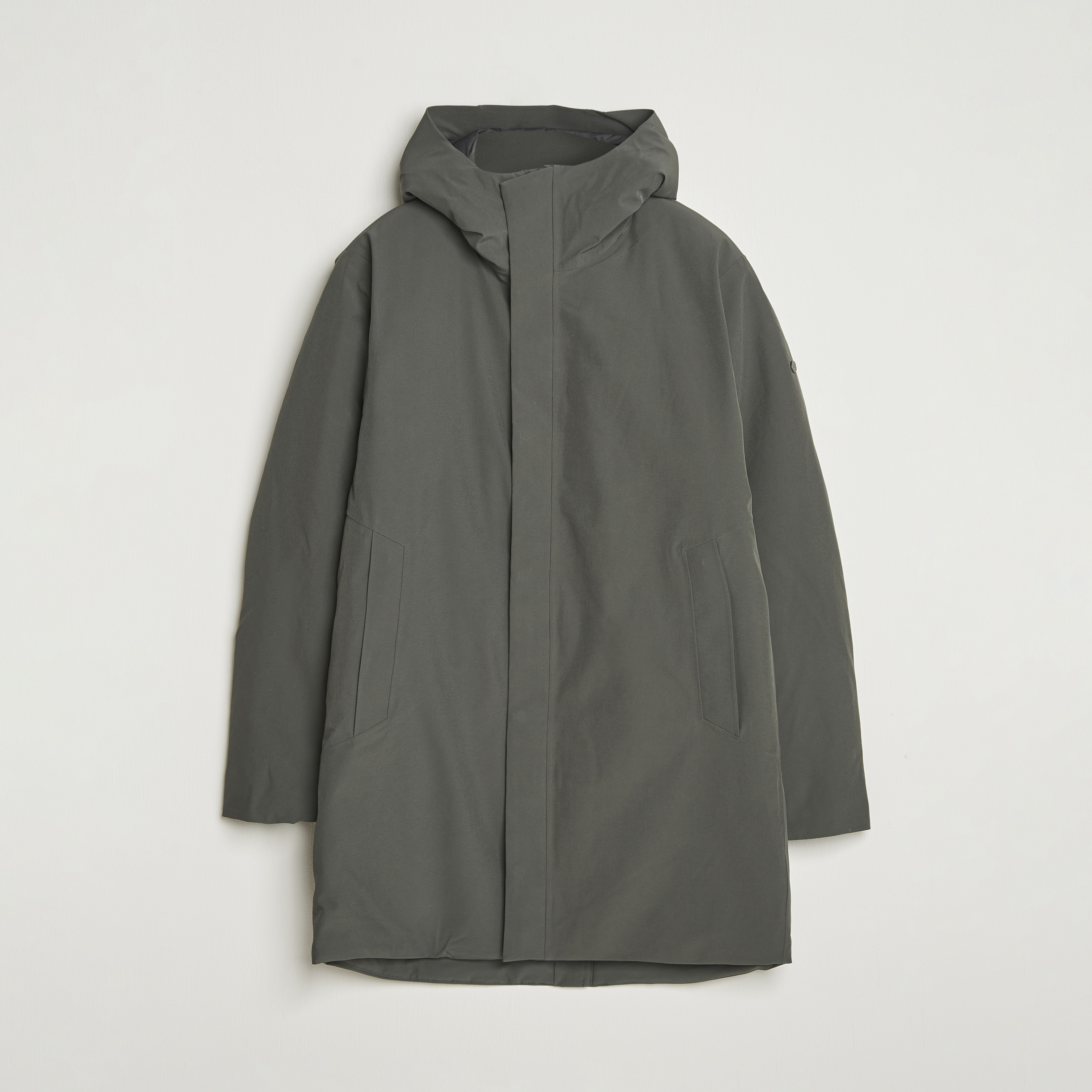 Scandinavian Edition Loft II Waterproof Padded Coat Dark Olive bei Care of